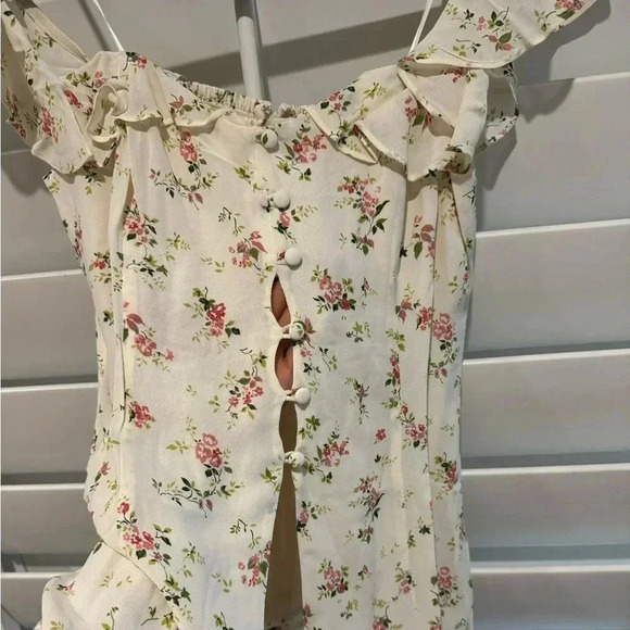 Reformation | Tops | Reformation Nwt Delaney Off The Shoulder Peek A ...